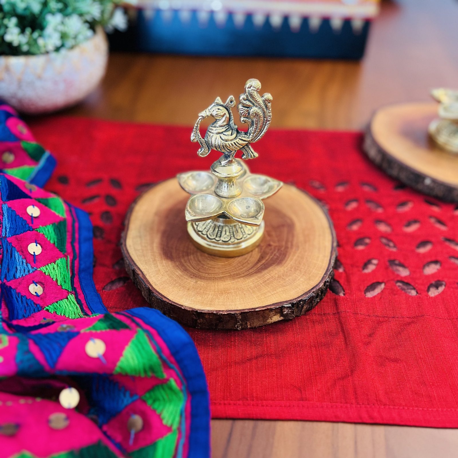 Brass Diya Stand (Bird with 5 Diya) – Welcome to JustFab
